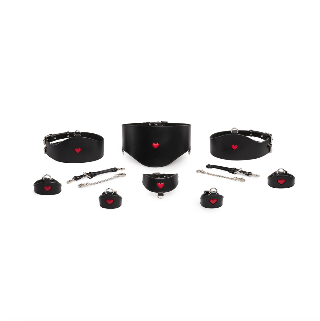 Restraint Set HEART – Restrict